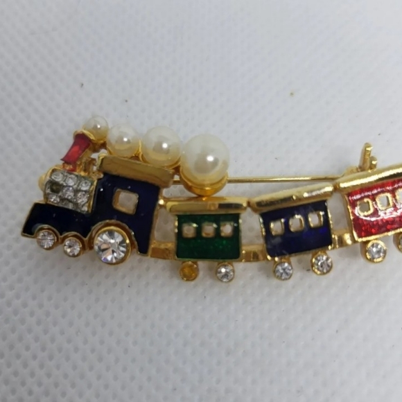 unbranded | Jewelry | 8s Vintage Train Brooch With Faux Pearls And Crystals | Poshmark